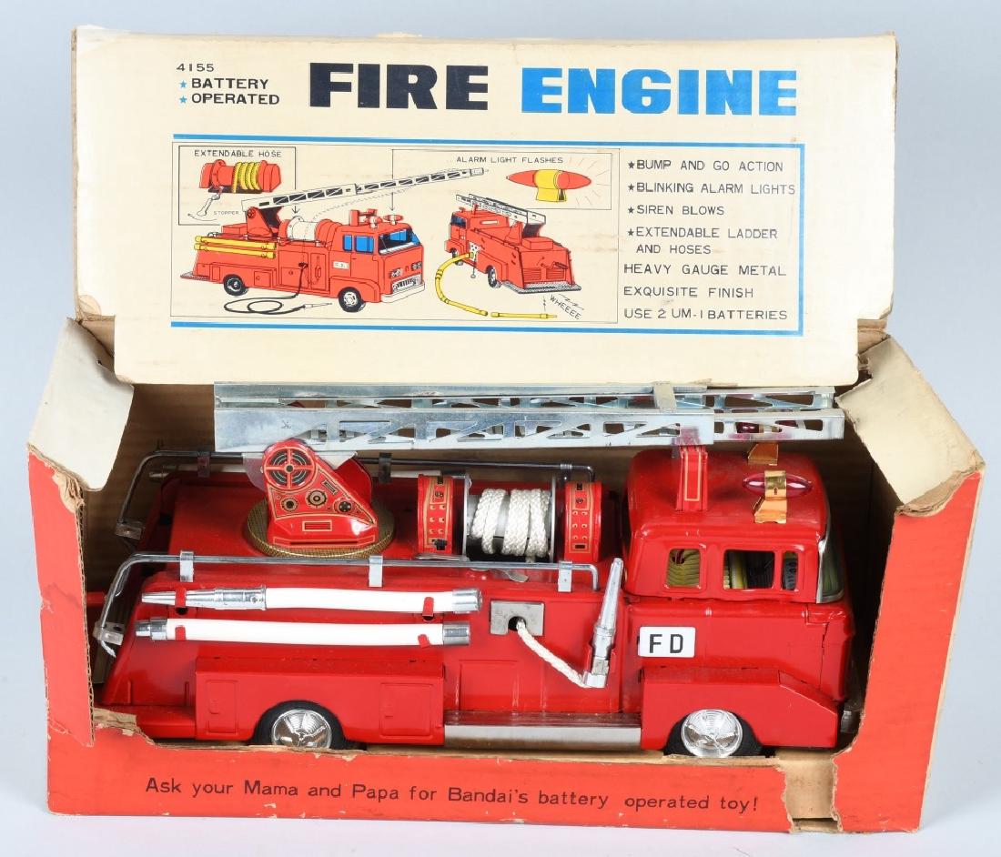 JAPAN Battery Op BANDAI FIRE ENGINE, BOXED