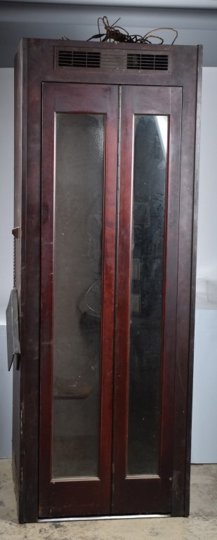 203: Bell Telephone - Phone Booth