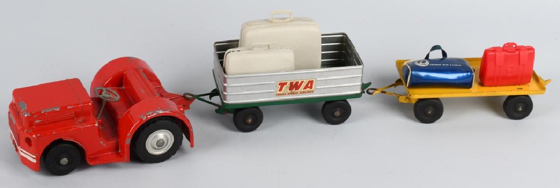 Doepke Twa Airport Tractor & Trailers