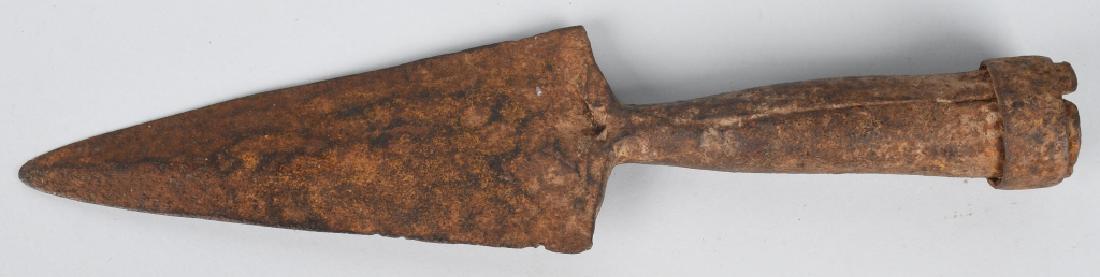 18th CENT. DUG SPONTOON / PIKE