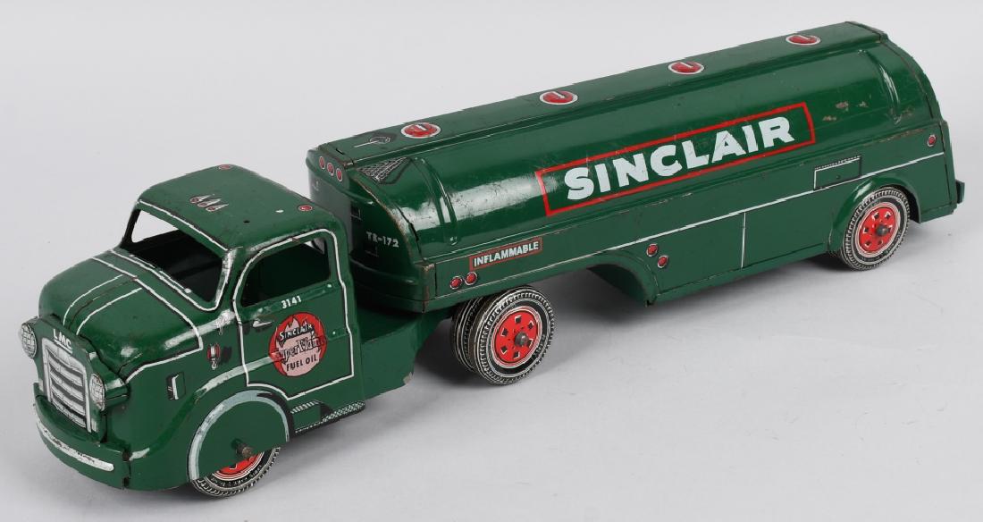 MARX 1950's SINCLAIR FUEL OIL TANK TRUCK