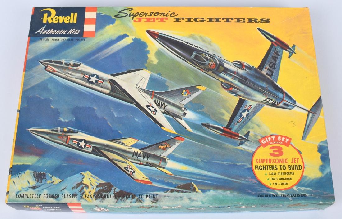 1956 REVELL SUPERSONIC JET FIGHTERS MODEL KIT