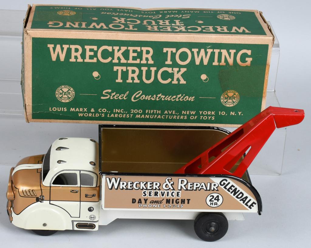 MARX WRECKER TOWING TRUCK w/ BOX - Oct 19, 2019 | Milestone Auctions in OH