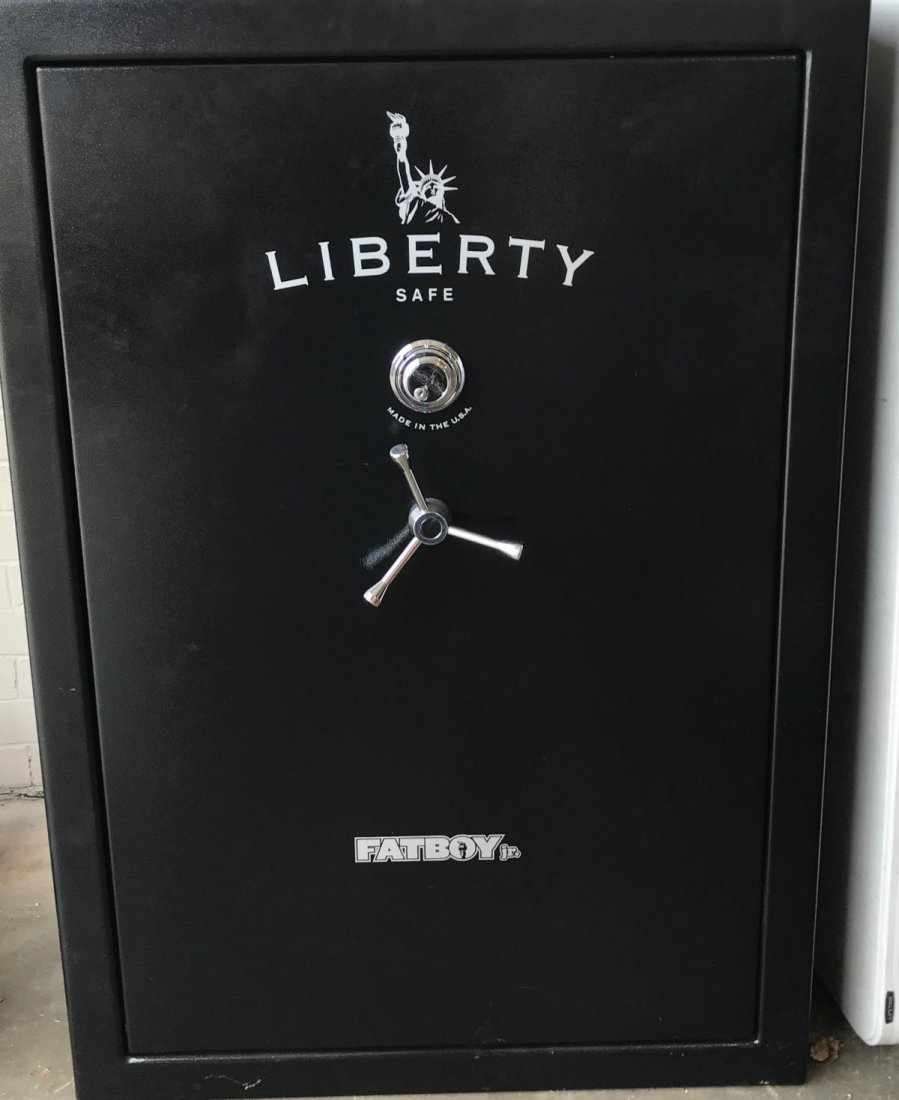 LIBERTY FATBOY JR MODEL D48 GUN SAFE - Nov 02, 2019 | Milestone ...