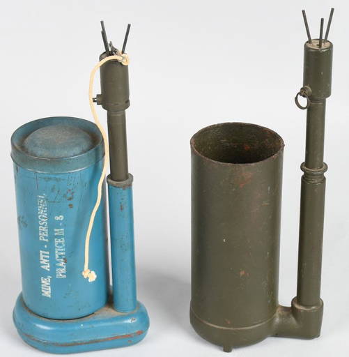 2 Vietnam War Us M8 Bouncing Betty Land Mines