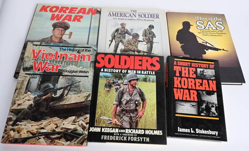 6 US MILITARY HISTORY & COLLECTOR REFERENCE BOOKS - Oct 10, 2020 ...
