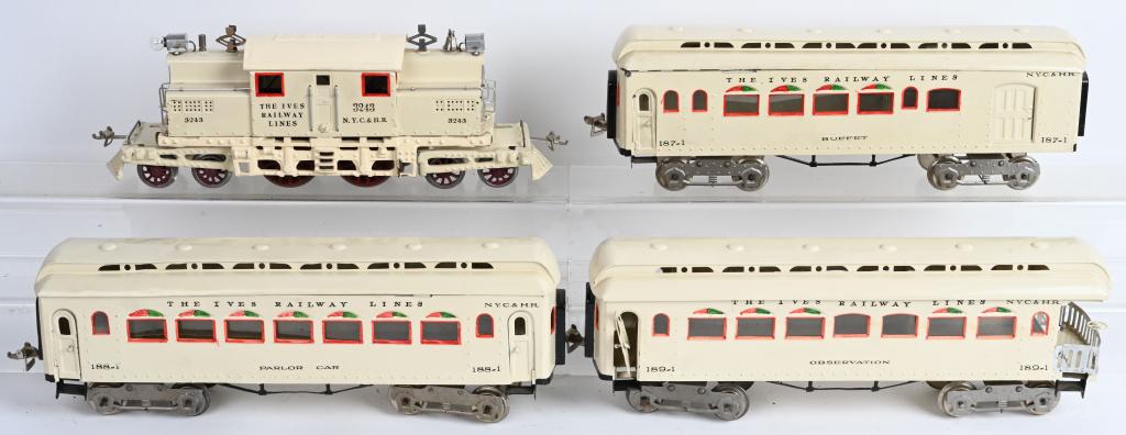 Ives Wide Ga 3243 Engine & 3 Cars White Ives Set