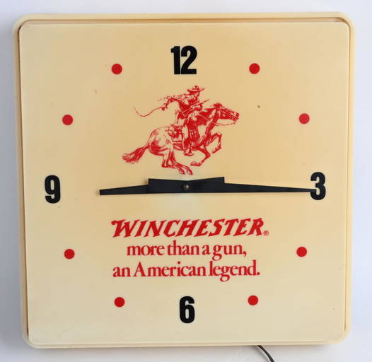 VINTAGE WINCHESTER LIGHTED CLOCK - Mar 27, 2021 | Milestone Auctions in OH