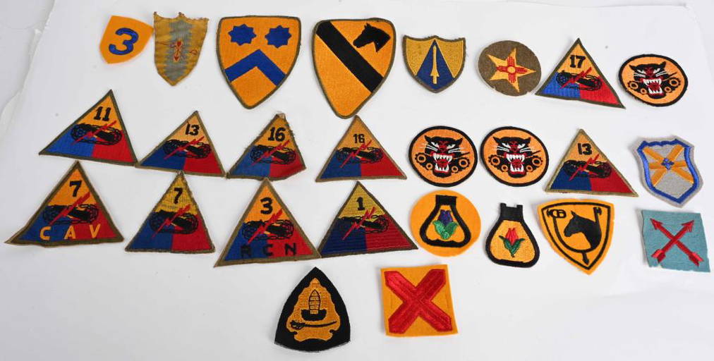 Wwii Us Army Cavalry & Armored Division Patch Lot