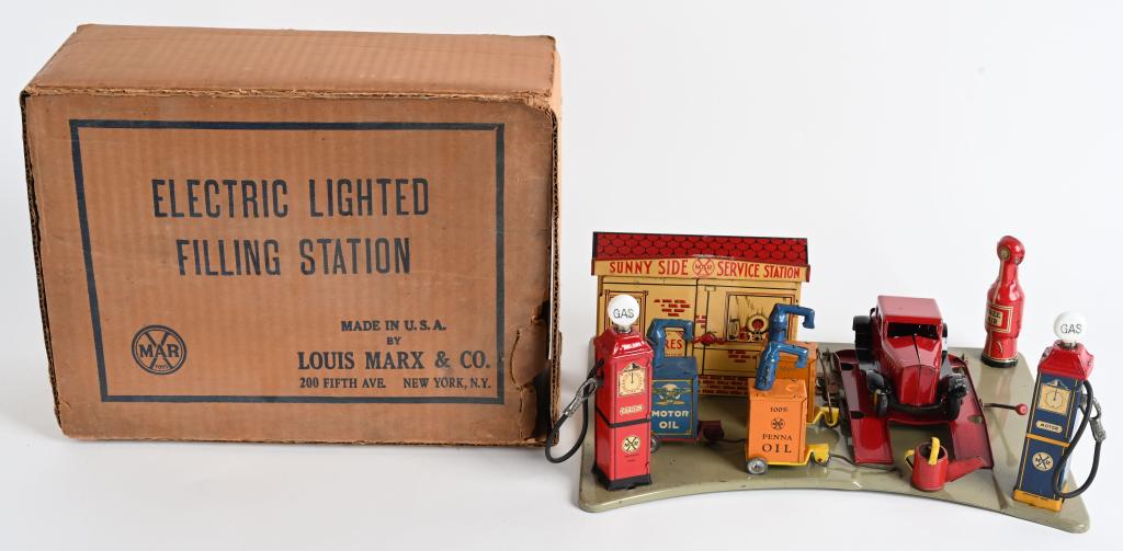 Marx Sunny Side Service Station W/ Box