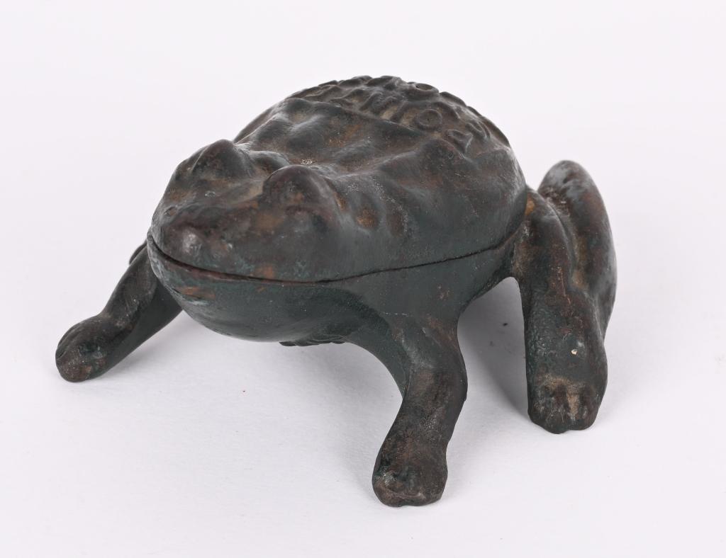 Cast Iron Pointer Stoves & Ranges Frog Match Safe