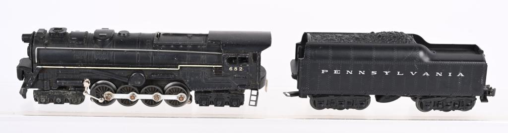 Lionel 682 Turbine Locomotive & Tender