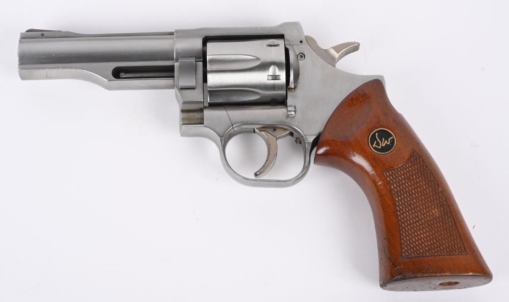 Dan Wesson Model 714 Revolver