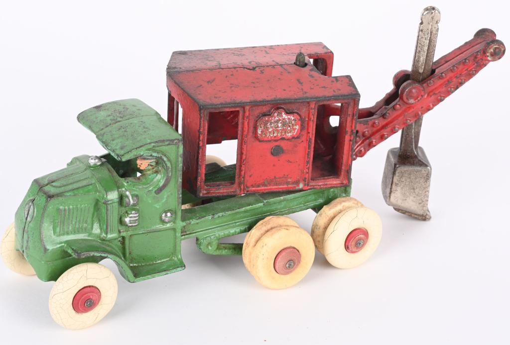 Hubley Cast Iron General Shovel Truck