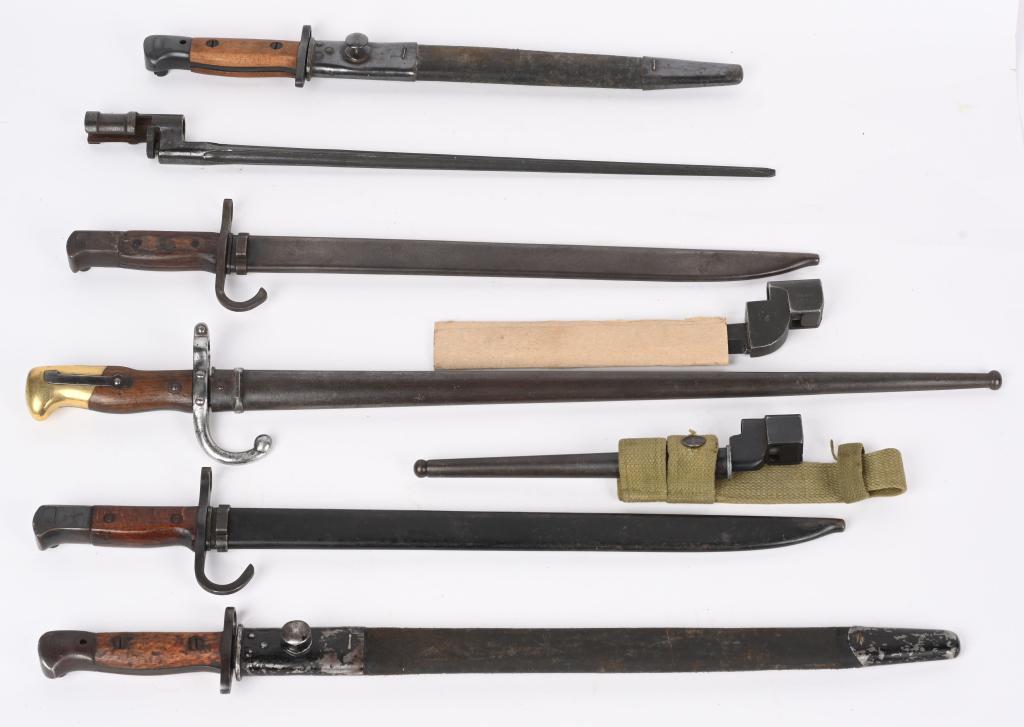 LOF OF 8 VARIOUS EUROPEAN MILITARY BAYONETS - Sep 03, 2022 | Milestone ...