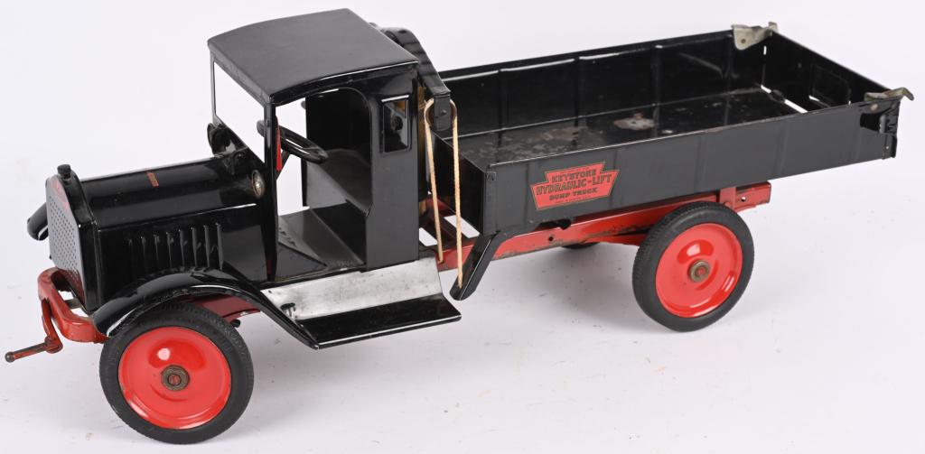 Keystone Hydraulic Lift Dump Truck