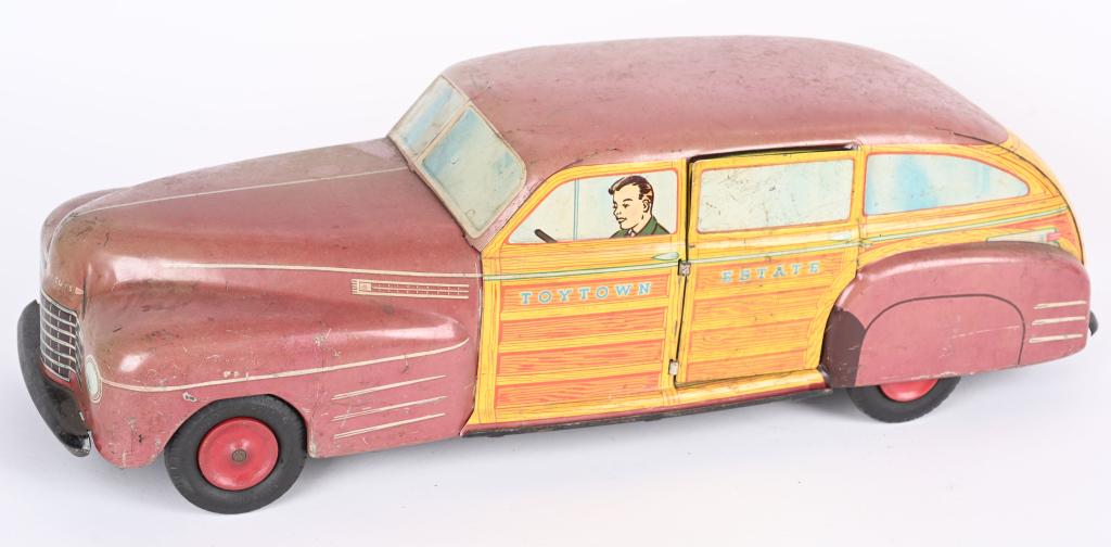 Wyandotte Towtown Estate Woody Wagon