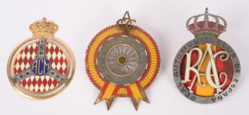 3-Enameled Radiator Badges - Oct 15, 2022 | Milestone Auctions in OH