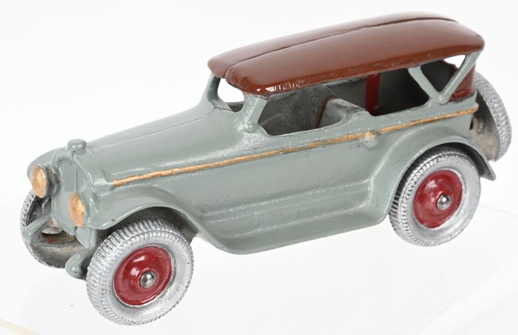 A.C. WILLIAMS CAST IRON LINCOLN TOURING CAR (#0389I) on Jan 07, 2023 ...