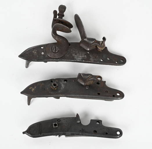 3- ANTIQUE FLINTLOCK LOCKS (#0396) on Jan 14, 2023 | Milestone Auctions ...