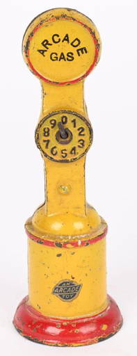 Arcade Cast Iron Toy Gas Pump
