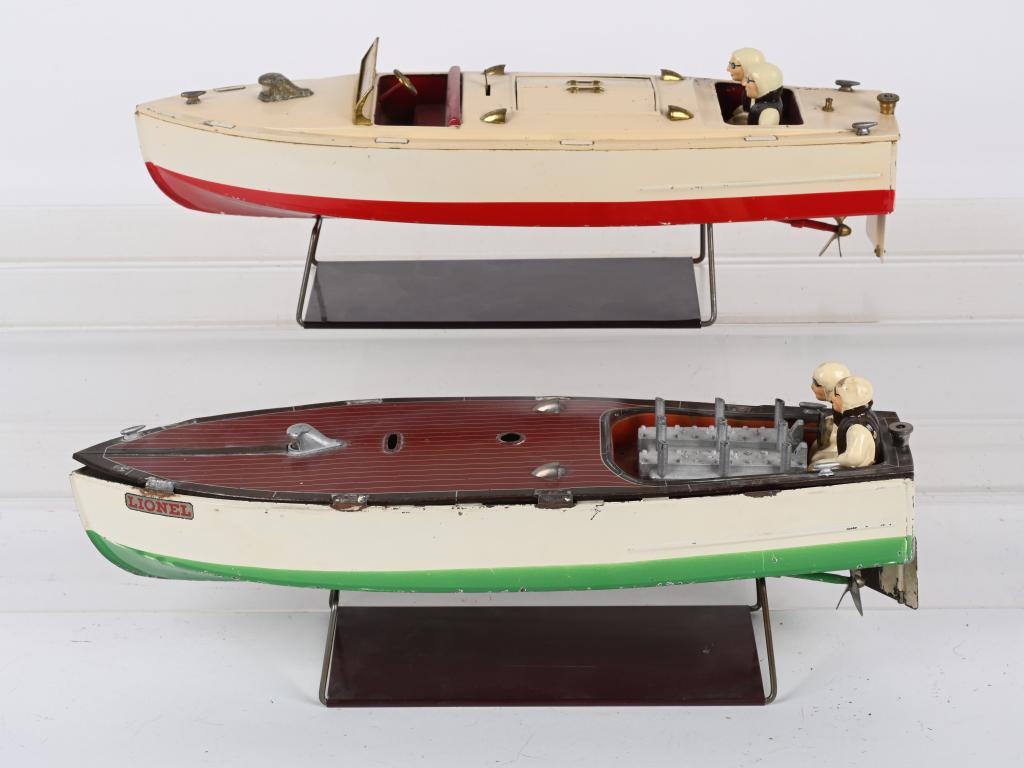 2- Lionel Windup Speed Boats Auction