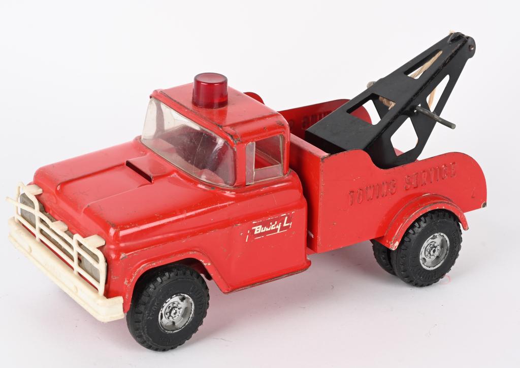 Buddy L Towing Service Truck Auction