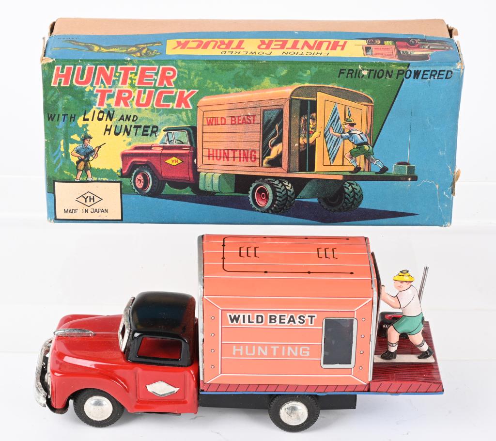 Japan Tin Friction Hunter Truck W/ Box Auction