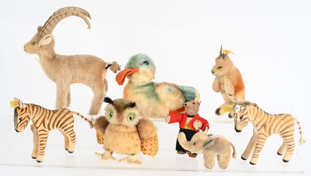 7- Steiff Animals Auction