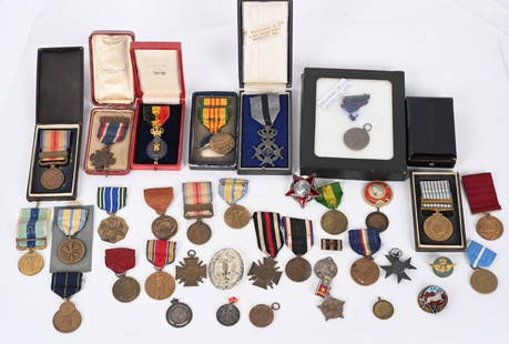 Antique & Vintage Military Medals, Badges & Patches for Sale in Online ...