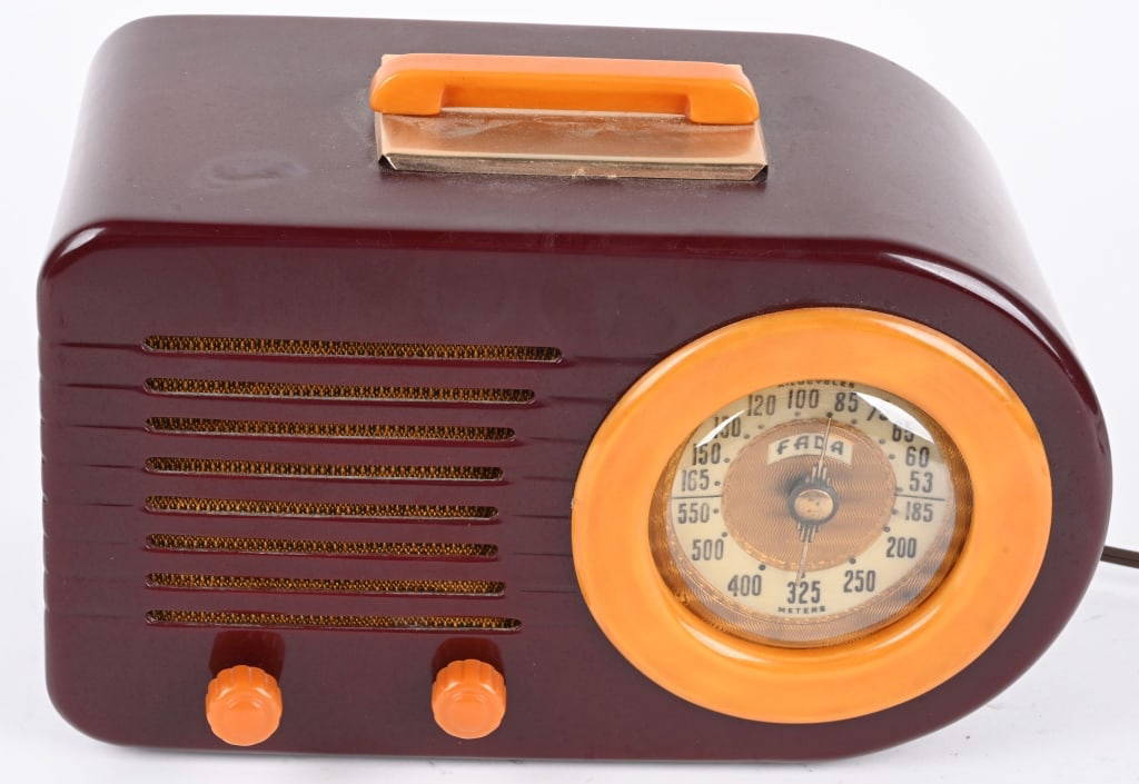 Fada 1000 Catlin Bullet Radio Auction