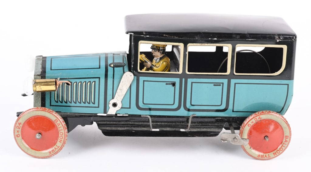 Tipp Clockwork Sedan W/ Electric Lights Auction