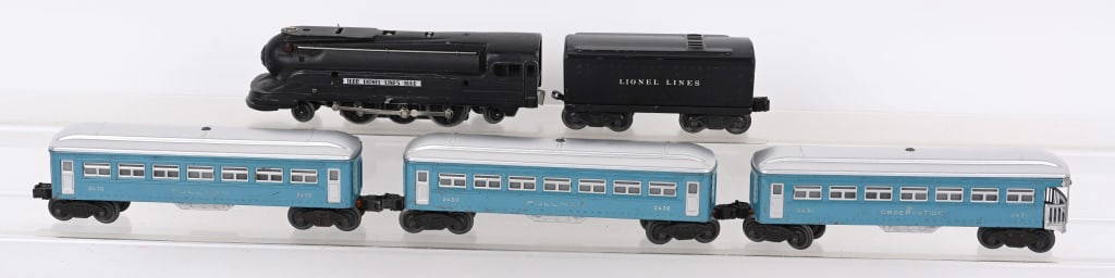 Lionel #1668 Engine & Tender W/ Passenger Cars