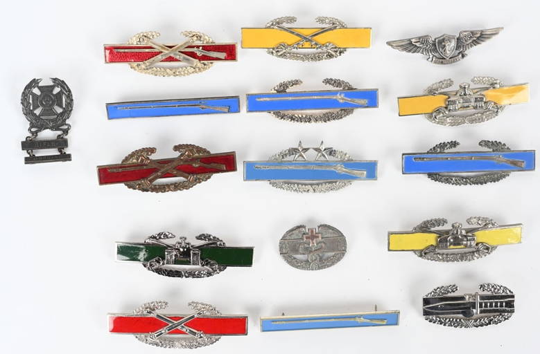 Us Army Us Navy Combat Badge Lot Cib Combat Medic