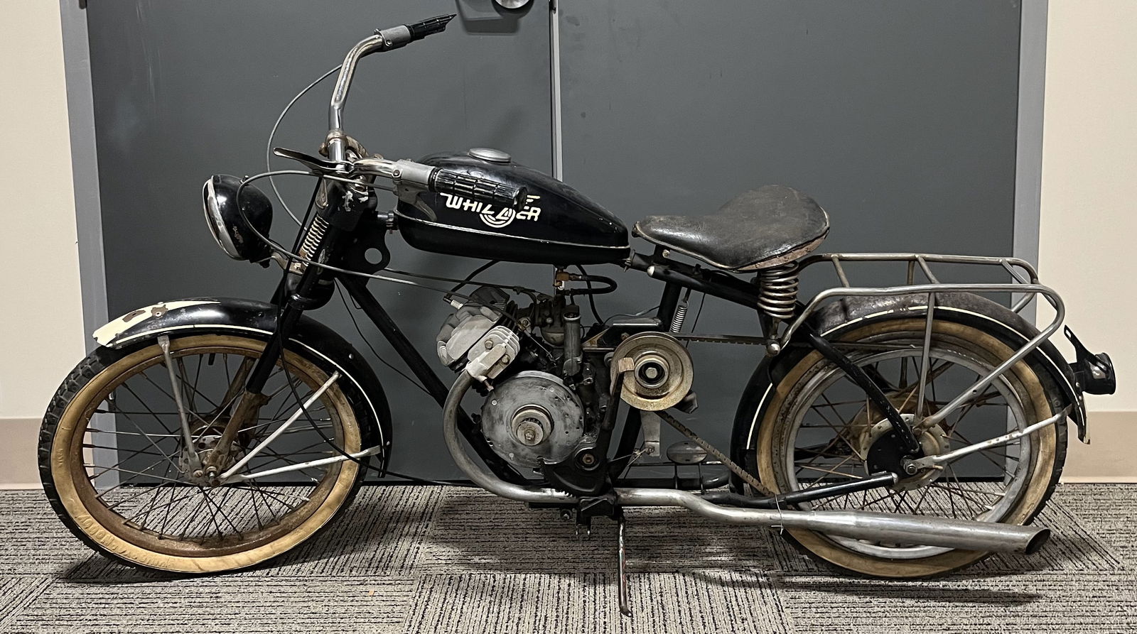 Whizzer Sportsman Motorcycle Auction