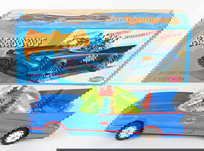 Aoshin Japan Battery Op Blue Batmobile W/ Box