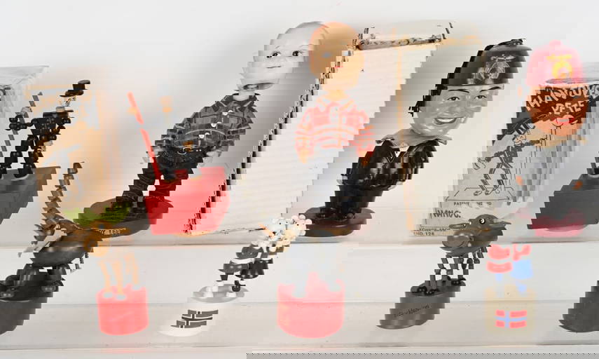 Bobble Heads & Push Puppets