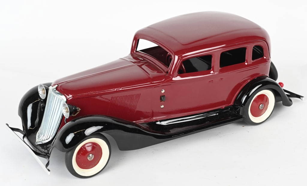 Cor Cor Graham W/ Electric Headlights Auction