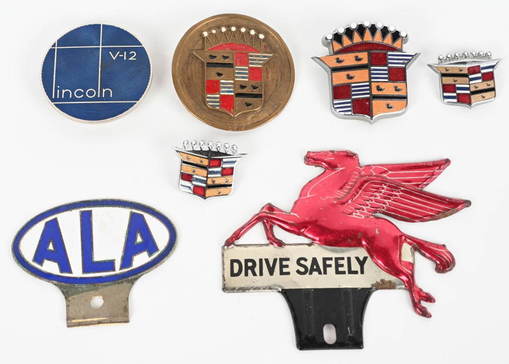Vintage Car Emblems & Plate Toppers Auction