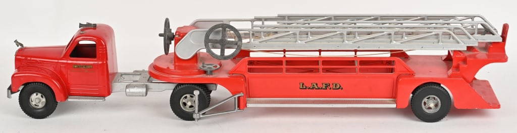 Smith Miller Ladder Truck Auction