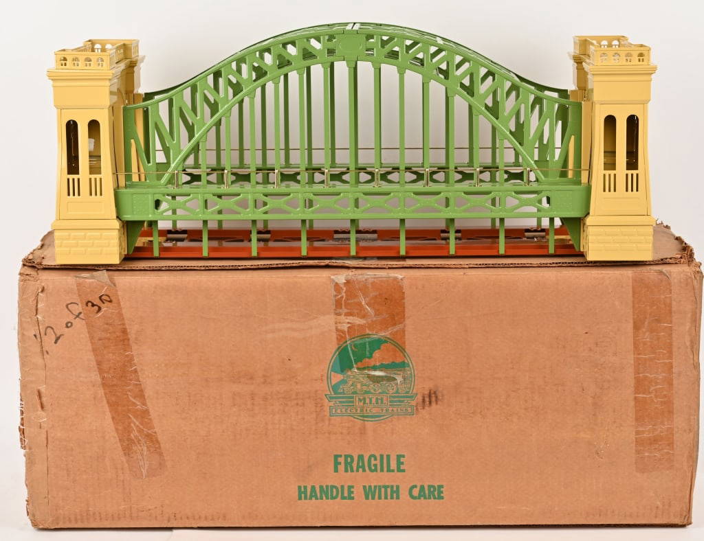 Mth Hellgate Bridge W/ Box Auction