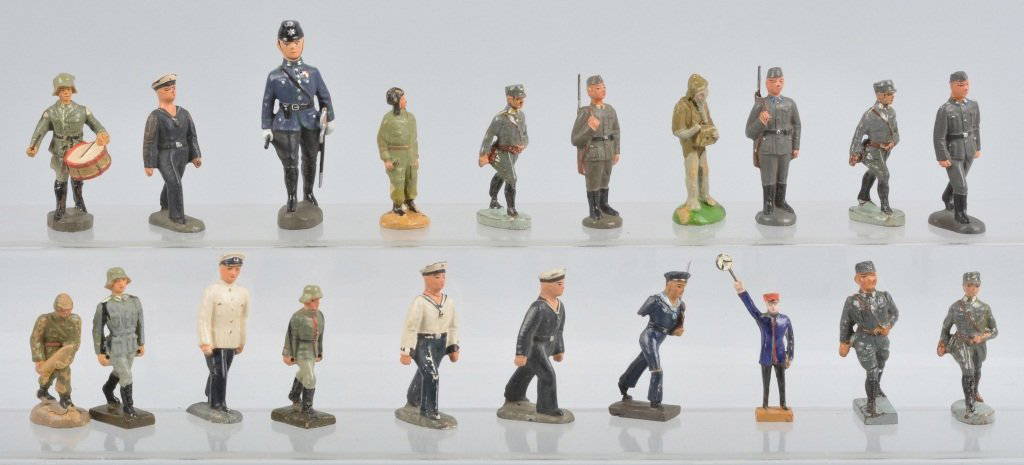 19 Lineol & Elastolin Military Figures