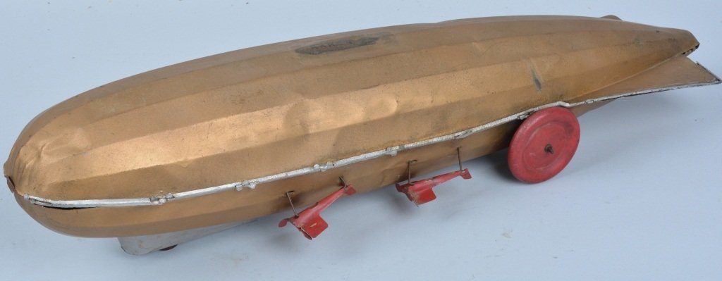 BUFFALO TOYS WINDUP Pressed Steel AKRON ZEPPELIN