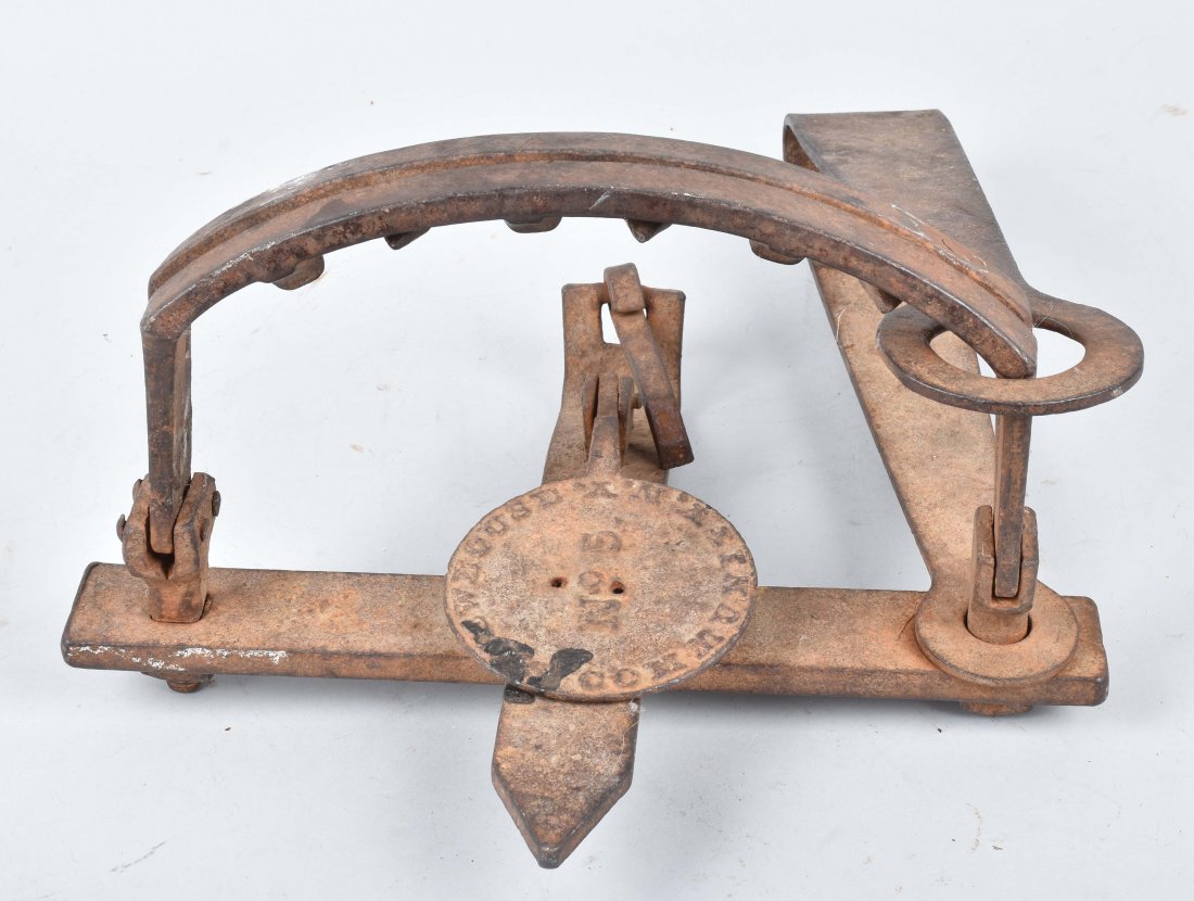 ANTIQUE NEWHOUSE NO. 5 ANIMAL TRAP