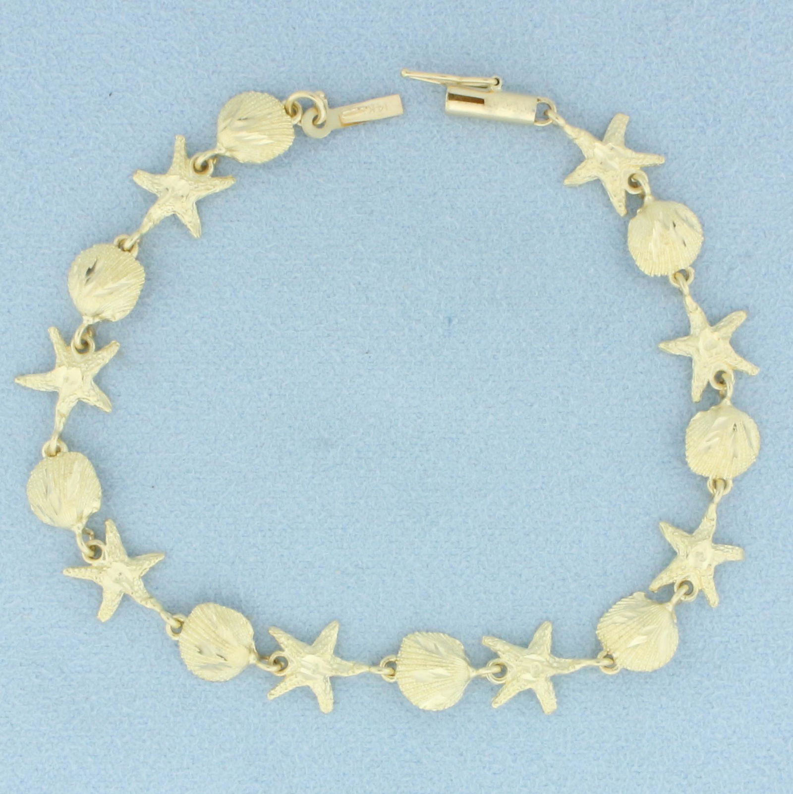 Seashell Starfish Bracelet In 14k Yellow Gold