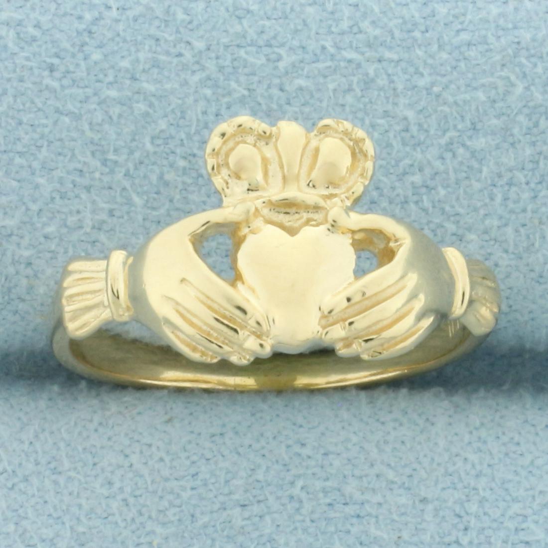 Irish Claddagh Ring in 14k Yellow Gold - Feb 27, 2023 | Eric's Estate ...
