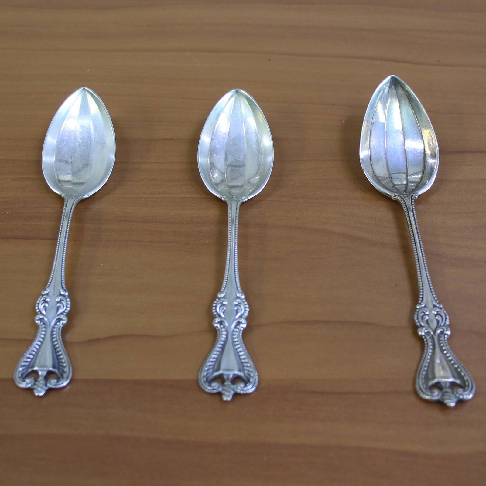 Towle Old Colonial Sterling Silver Spoons Set Of 3 Auction
