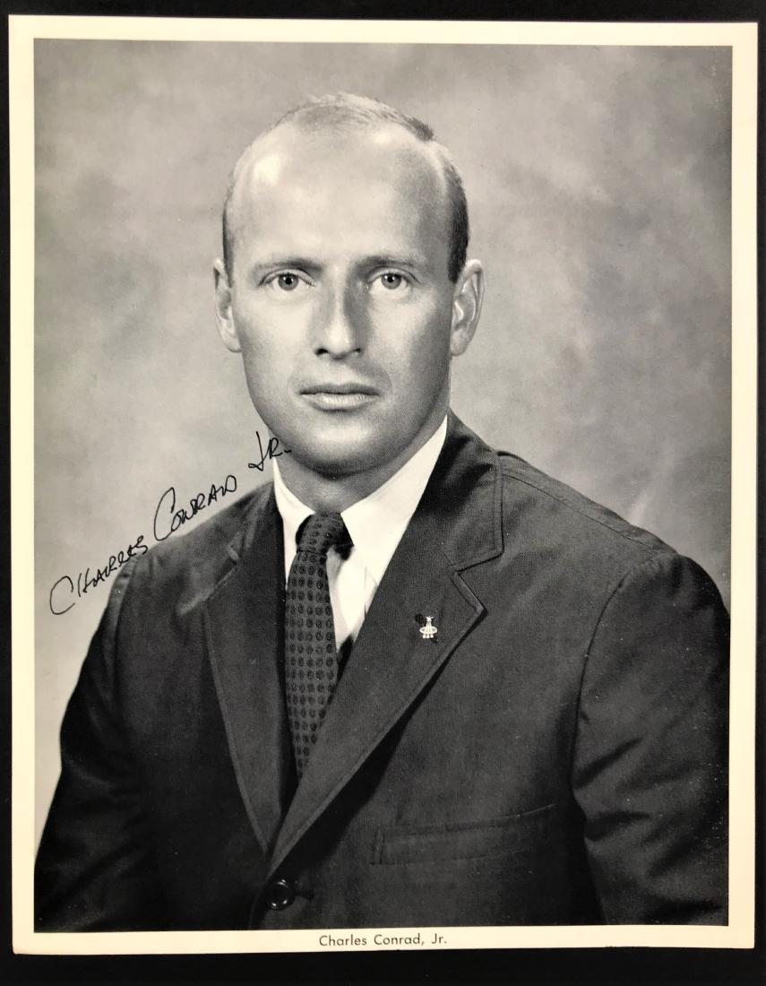Charles Conrad. Signed Inscribed Photo - Official NASA.
