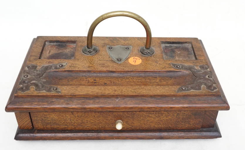 ANTIQUE ENGLISH OAK WRITING BOX - Dec 05, 2021 | Charleston Estate ...