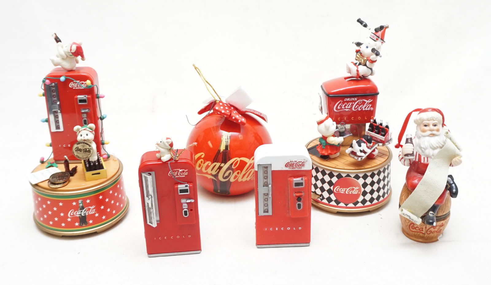 6 PC VINTAGE COCA COLA MUSIC BOXES & CHRISTMAS (#0305) on Dec 05, 2021 ...
